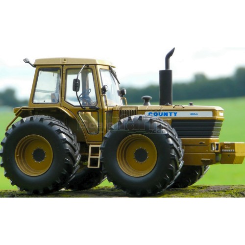 MarGe 1306 - County 1884 Vintage Tractor Limited Edition (Gold)
