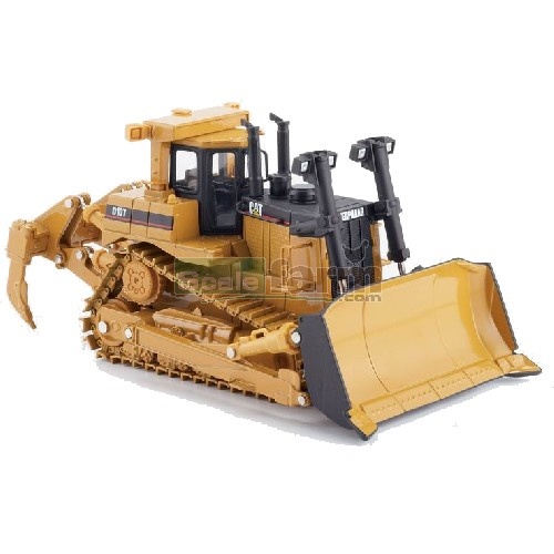 Norscot 55158 - CAT D10T Track Bulldozer / Ripper with Metal Tracks